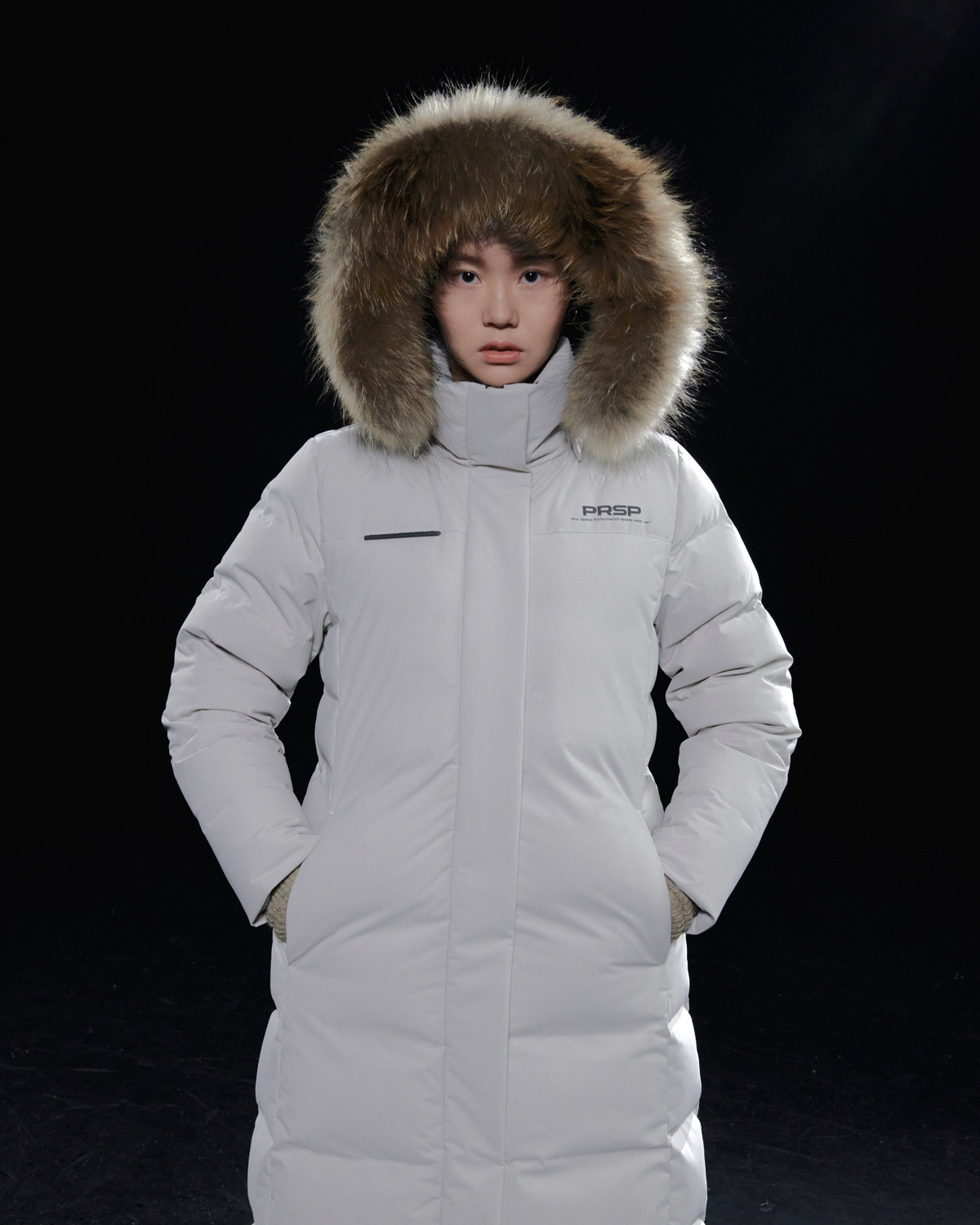 프로스펙스 여성용 보온성 활동성 겨울 후드 롱패딩 롱기장 후드퍼 헤비 구스다운 자켓 블랙 WD22W752 - 현대Hmall